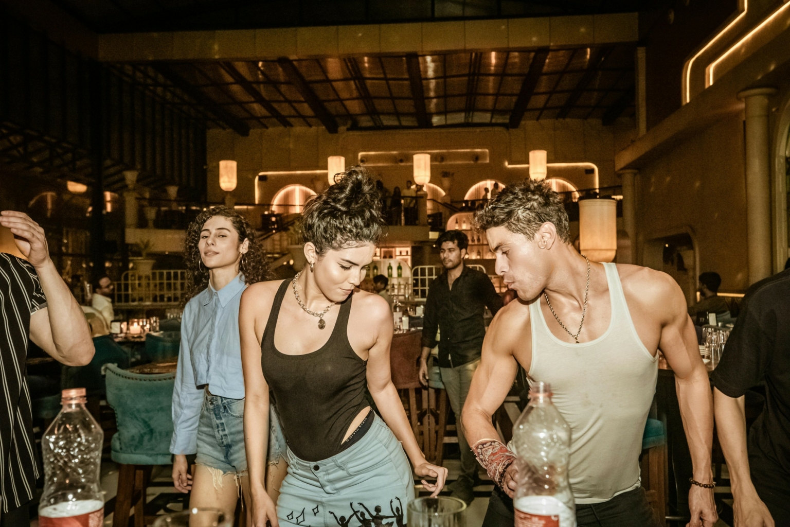 Top Bars in Cebu City: Your Ultimate Nightlife Guide - Mad Monkey Hostels